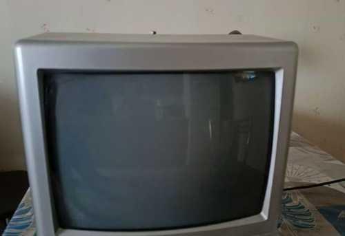 Телевизор бу с настенным кронштейном