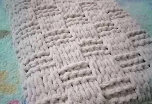 Одеяло - плед из плюшевой пряжи