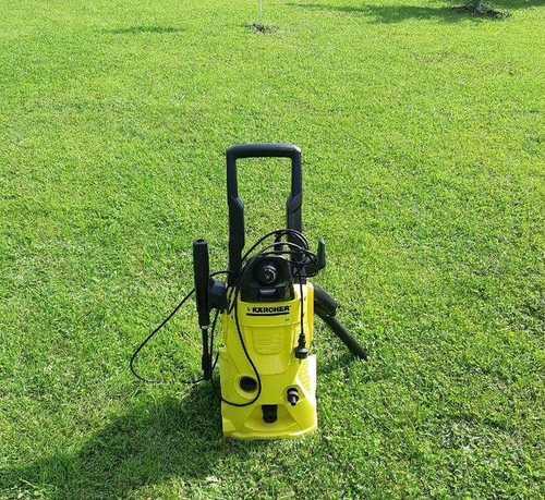 Продаю Мойку Karcher K4