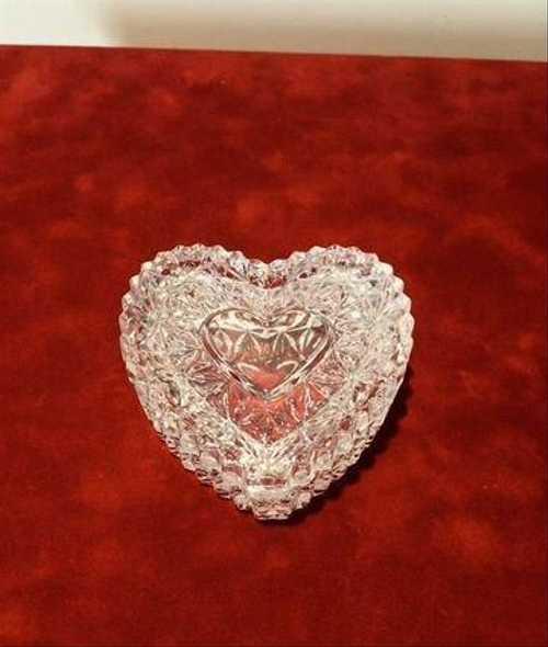 Хрусталь конфетница, шкатулка, в форме сердца