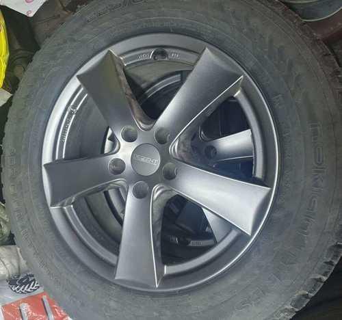 Колеса 225/65 r17 зимние на VW Tiguan