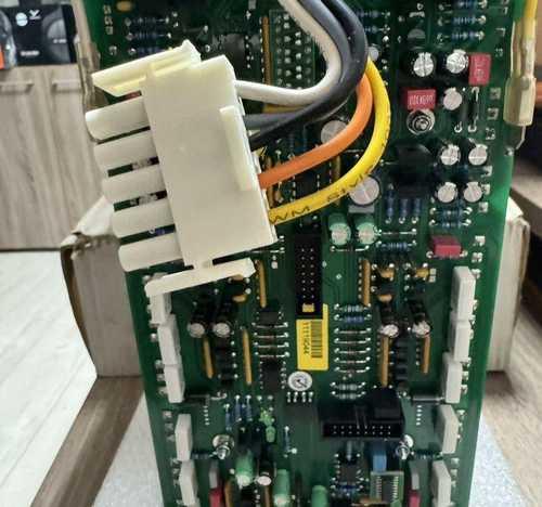 D&b D12 AMP Modul (mit Y3080 Hybr)