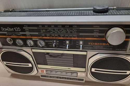 Магнитола Toshiba BomBeat 135