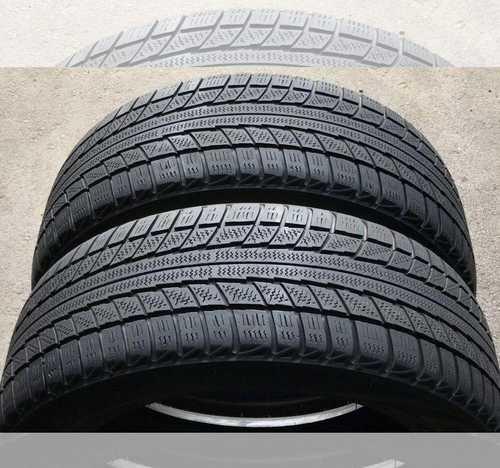 Triangle TR777 215/55 R17