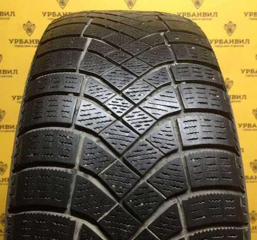 Pirelli Ice Zero 205/55 R16