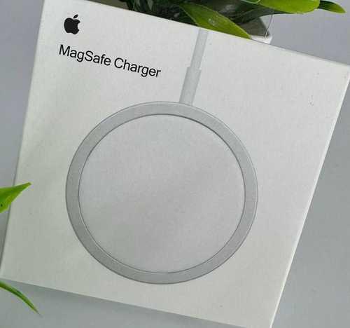 Беспроводная зарядка MagSafe