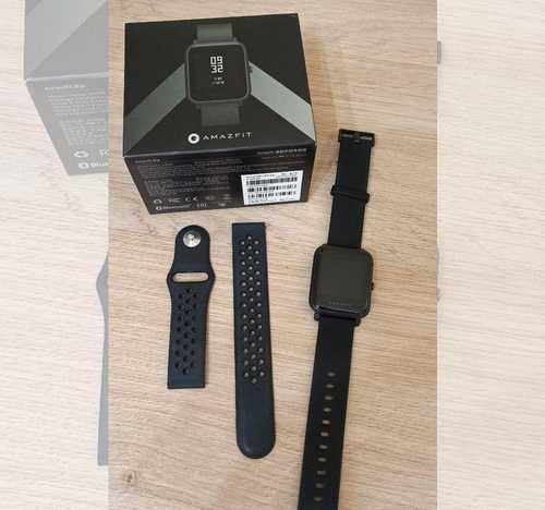 Смарт часы Amazfit Bip A1608