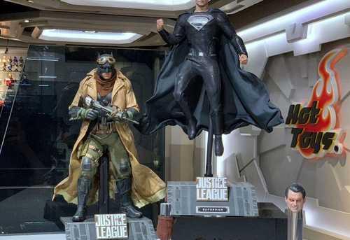 Hot toys Knightmare Batman and Superman в наличии