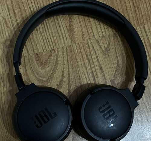 Беспроводные наушники jbl 670 nc