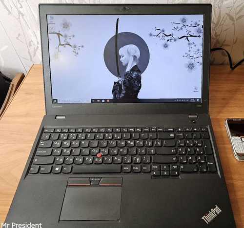 Ноутбук lenovo thinkpad т560 - i5(6) /8/240 ssd