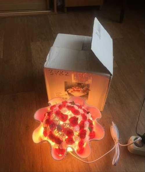 Продам светильник в форме букета роз