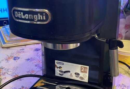 Кофеварка рожковая delonghi EC250 рабочая