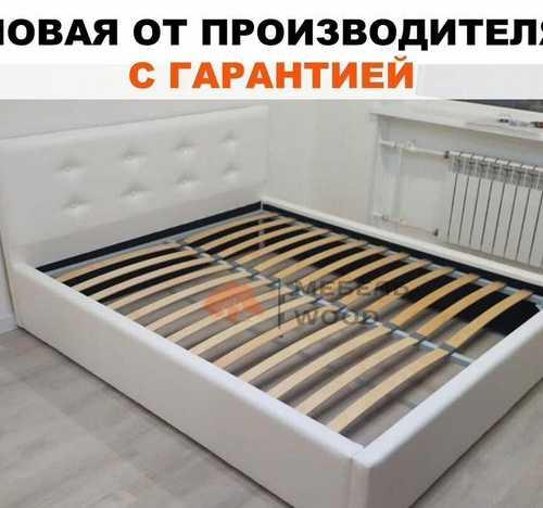 Кровать с мягким изголовьем
