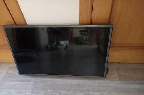 LG 32LB561V