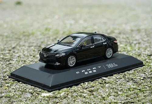 1:43 Toyota Camry 2018 чёрный