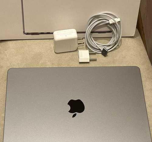 Apple macbook air 13 m2 16/256