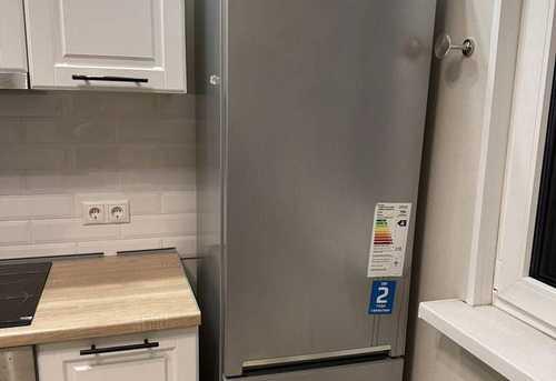 Холодильник бу в отличном состоянии