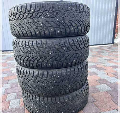 Nokian Tyres Hakkapeliitta 9 SUV 215/65 R16