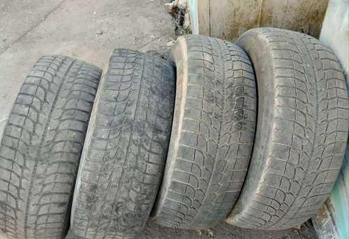 Michelin Agilis 245/65 R17