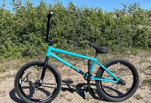 BMX рама Kink Titan V2 20.75