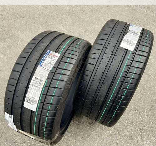 Michelin Pilot Sport 4 S 325/35 R22 114Y