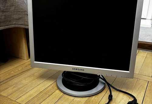 Монитор Samsung 1280х1024