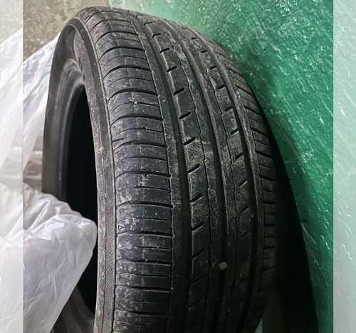 Yokohama BluEarth-ES ES32 215/60 R16 99V