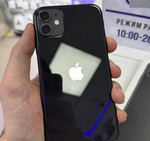 iPhone 11, 64 ГБ