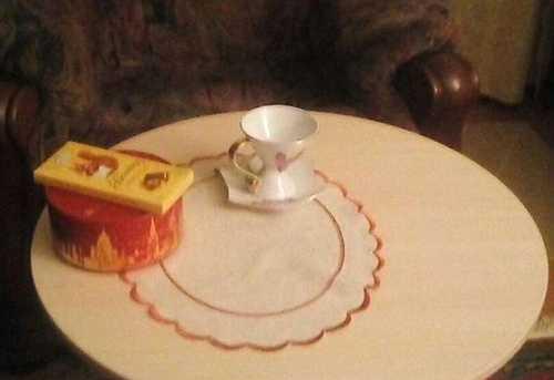Кофеный (чайный) столик