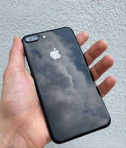 iPhone 7 plus 128gb jet black