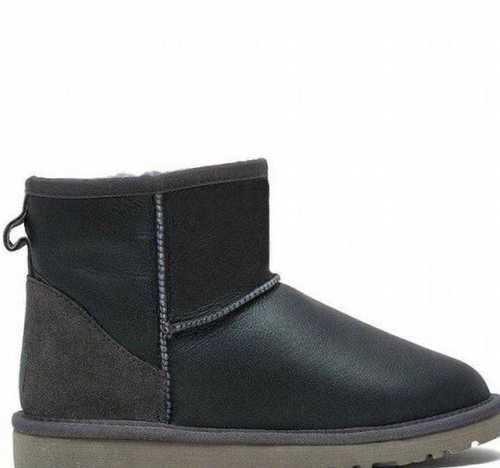 Ugg Classic Mini II