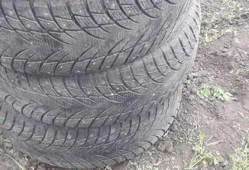 Effiplus Ice King 215/60 R16