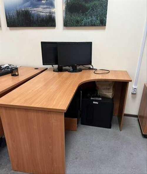 Письменный компьютный стол