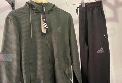 Спортивный костюм Adidas