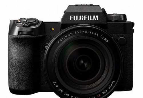 Fujifilm X-H2 with XF 16-80mm f/4 R OIS WR