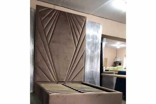 Двуспальная кровать с панелью "Сложная мозаика"