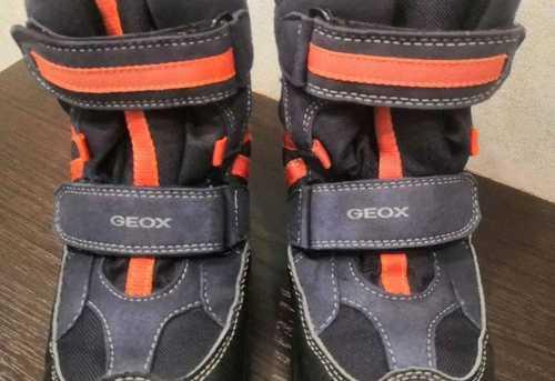 Ботинки осень-зима Geox 34 размер