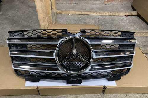 Mercedes GL164 Решетка радиатора