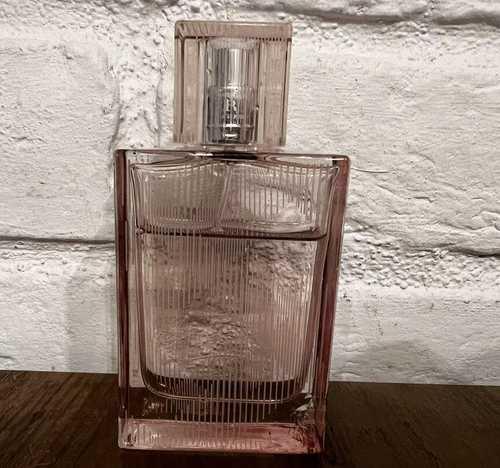 Парфюмерная вода burberry Brit Sheer