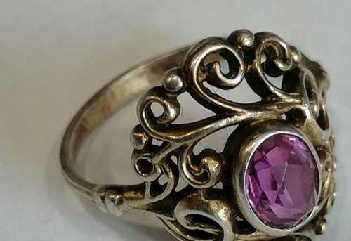 Серебряное кольцо с камнем 70х годов
