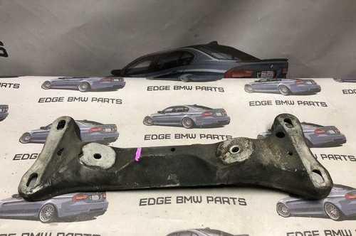 Траверса МКПП M43 N42 N46 M47 BMW E46 E85