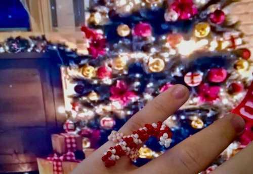 Новогоднее кольцо из бисера