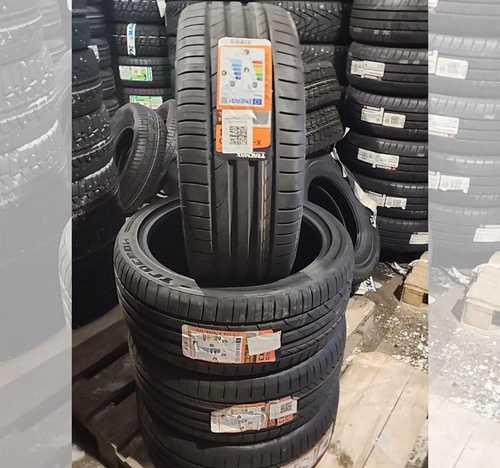 Tracmax X-Privilo TX3 225/40 R18 92Y