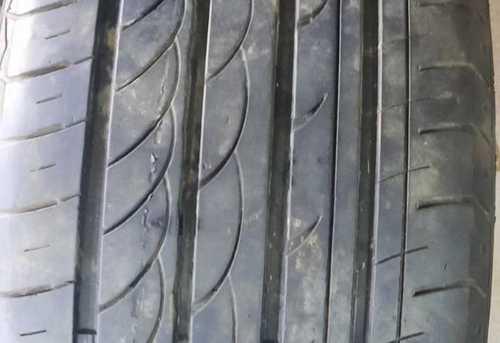 Tri Ace Carrera 275/40 R20