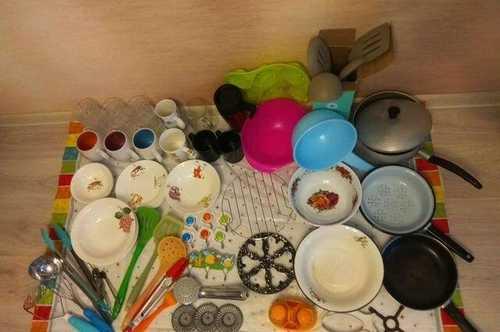 Огромный набор кухонной утвари, посуды и мелочей
