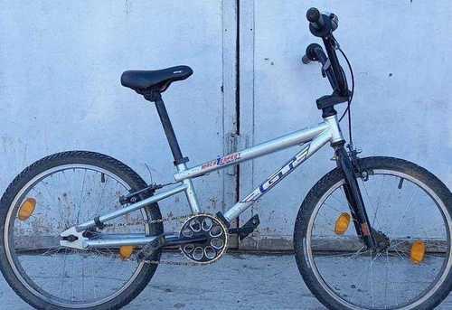 GT Mach One Expert BMX