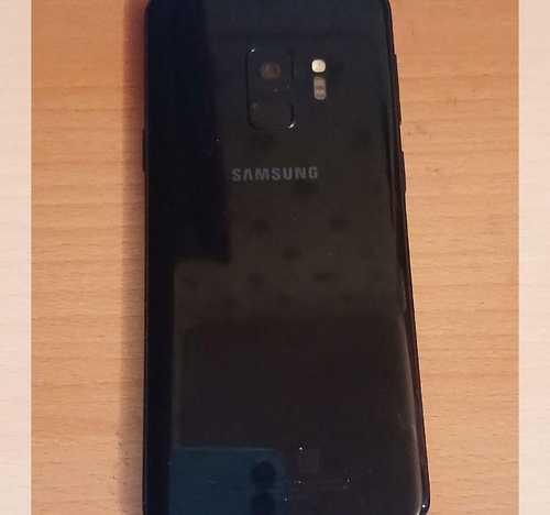 Samsung Galaxy S9, 4/64 ГБ