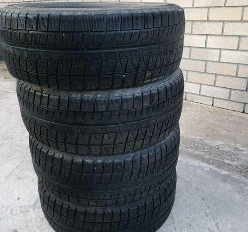 Bridgestone Blizzak Revo GZ 205/55 R16