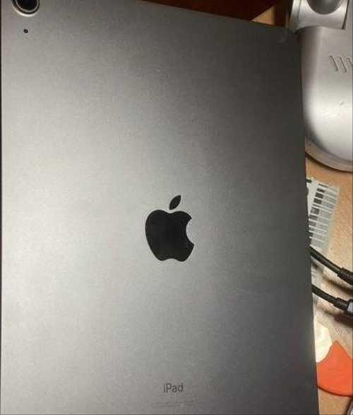 iPad Air 4 256гб, в разбор iCloud, коцка угол корп