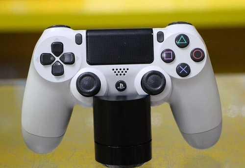 Геймпад PS4 DualShock 4 White бу